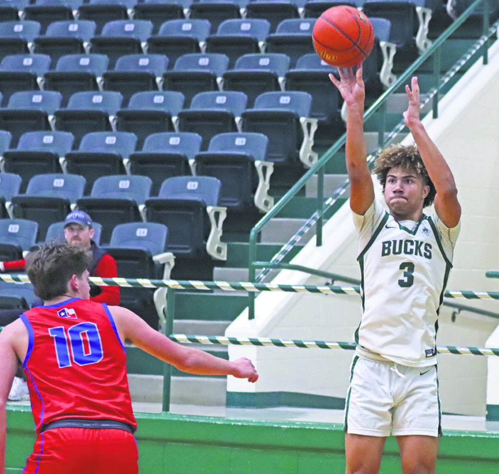 Buckaroos pull together for close win over Steers, 49-45 final ...